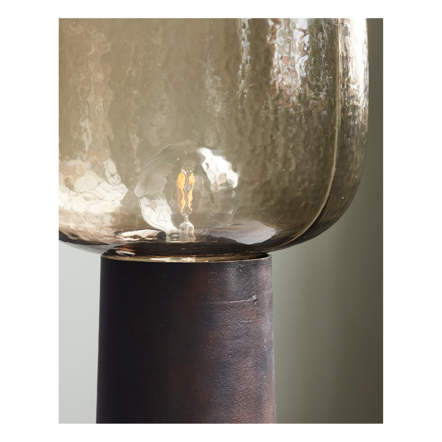 Zeppelin Table Lamp - REGOTECH